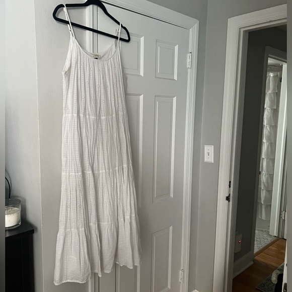 Universal Thread | Dresses | Universal Thread White Midi Dress | Poshmark